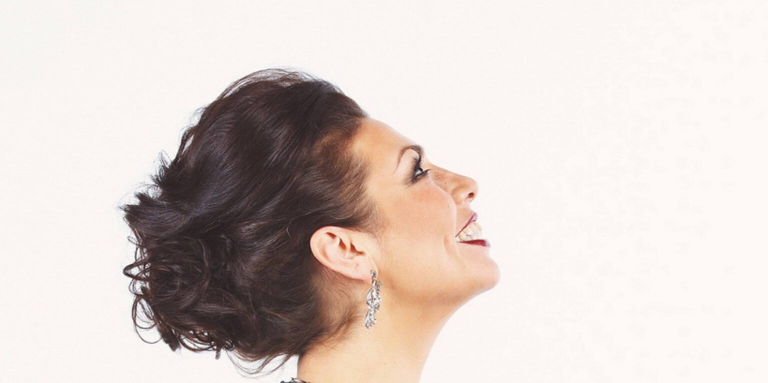 bio /gallery – Paula P'Cay